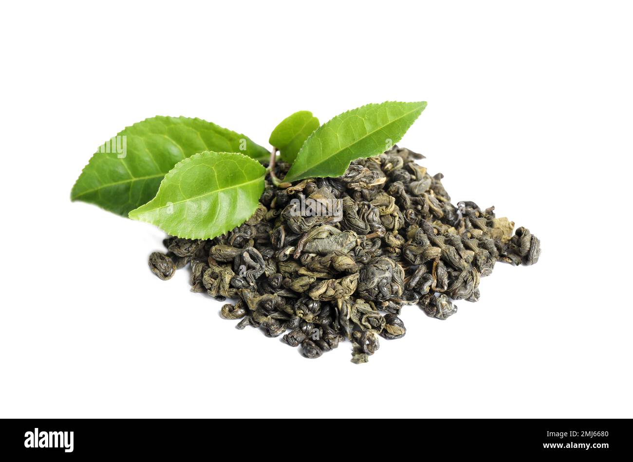 Dry and fresh tea leaves isolated on white Stock Photo - Alamy