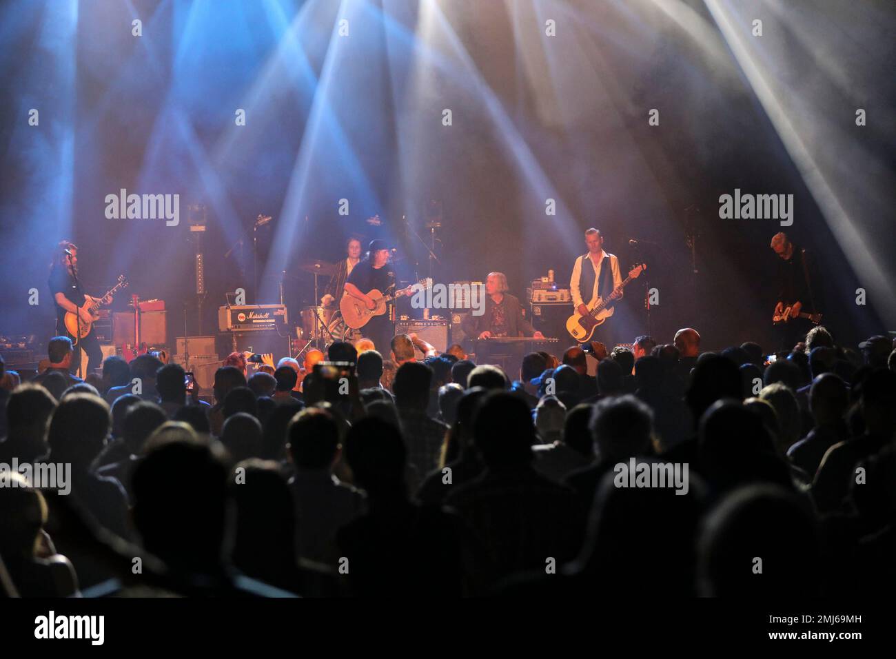 Kevn Kinney, Tim Nielsen, Dave V. Johnson and Laur Joamets with Drivin ...