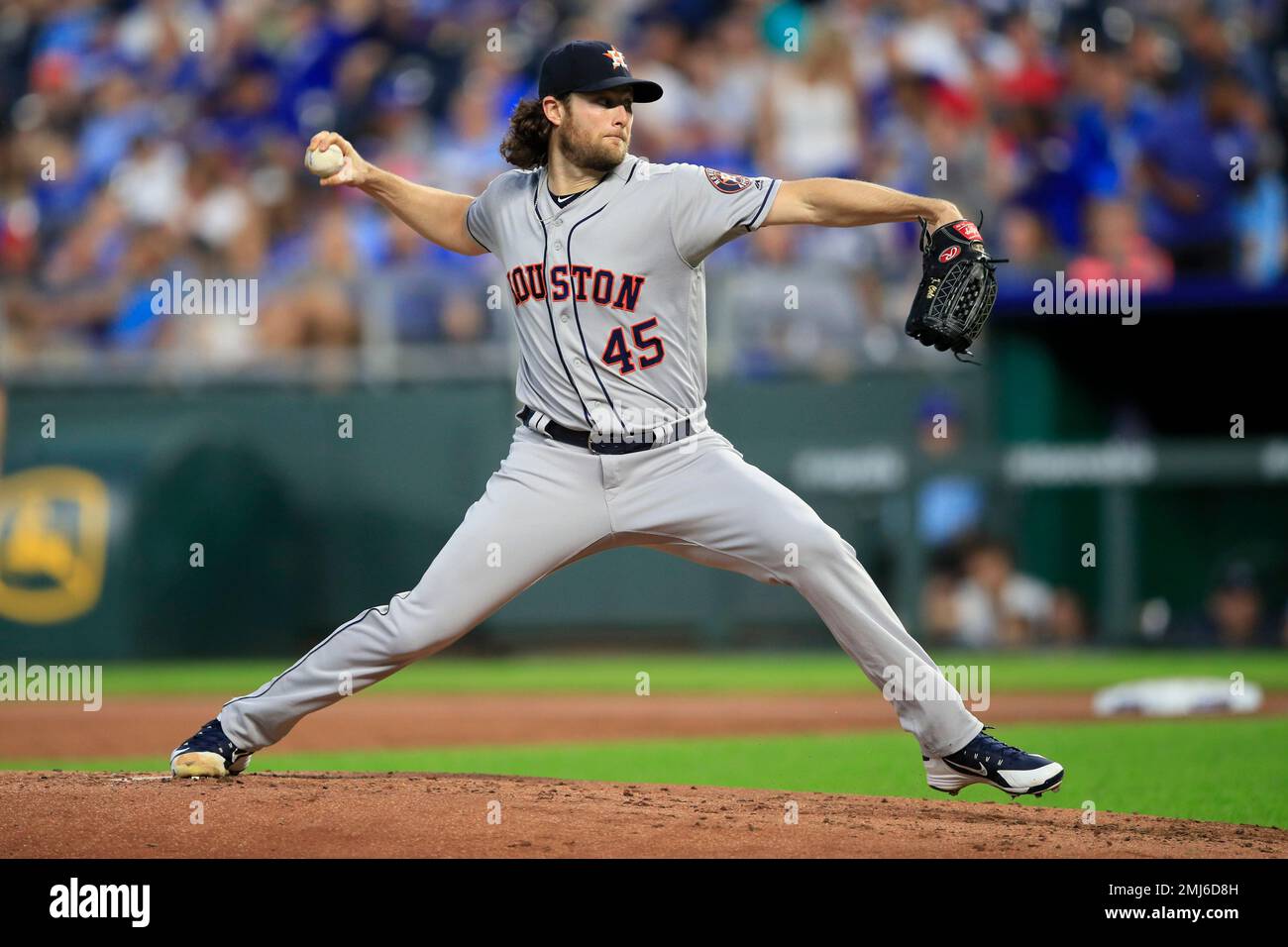 Houston Astros starting pitcher Gerrit Cole delivers to a Kansas City ...