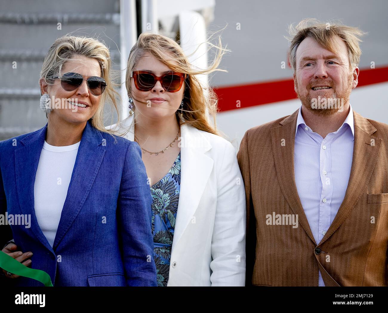 KRALENDIJK - Queen Maxima, Princess Amalia and King Willem-Alexander ...