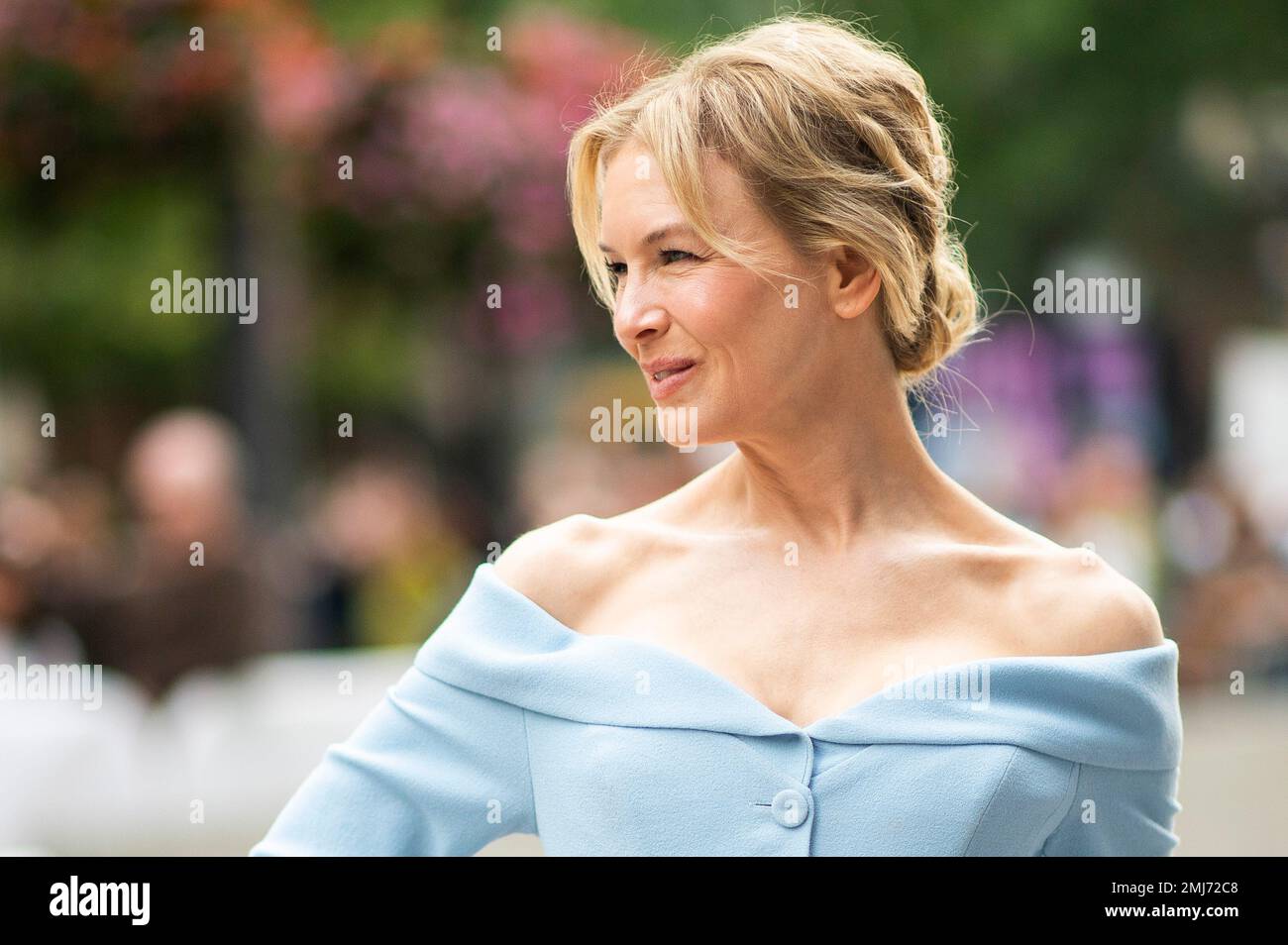 Actress Renee Zellweger attends a premiere for "Judy" on day six of the ...