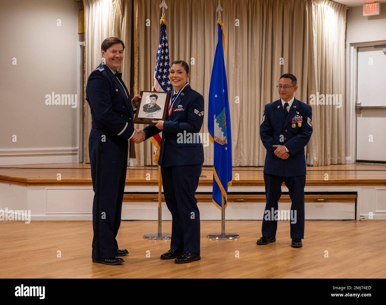 John l levitow award hi-res stock photography and images - Alamy