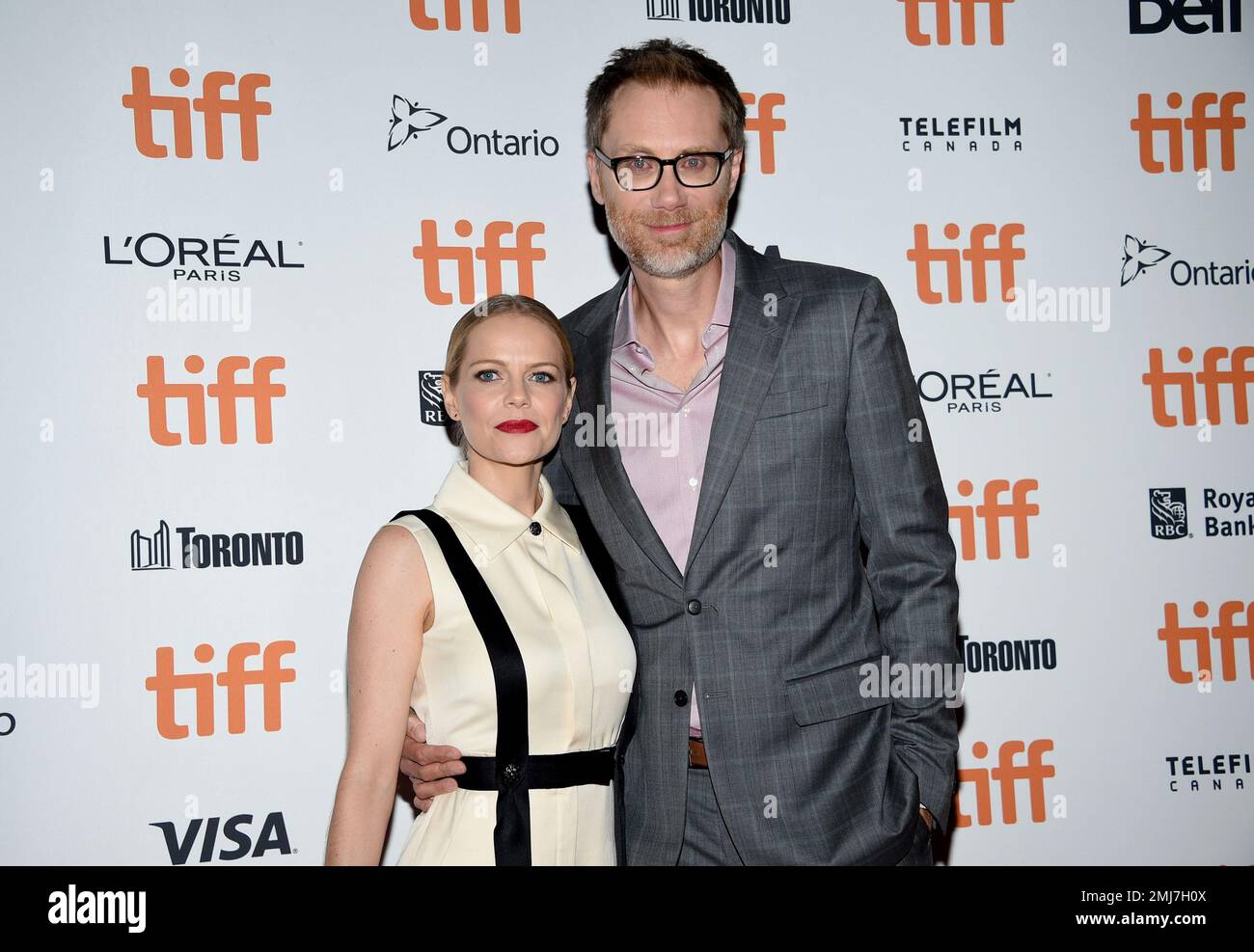 Actor Stephen Merchant, right, and girlfriend Mircea Monroe attend the ...