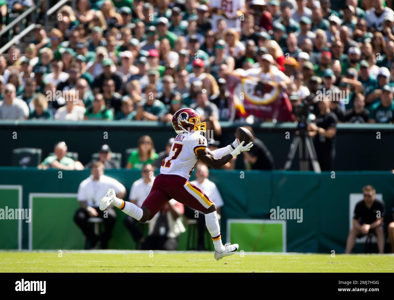 Washington Redskins wide receiver Terry McLaurin catches a touchdown ...
