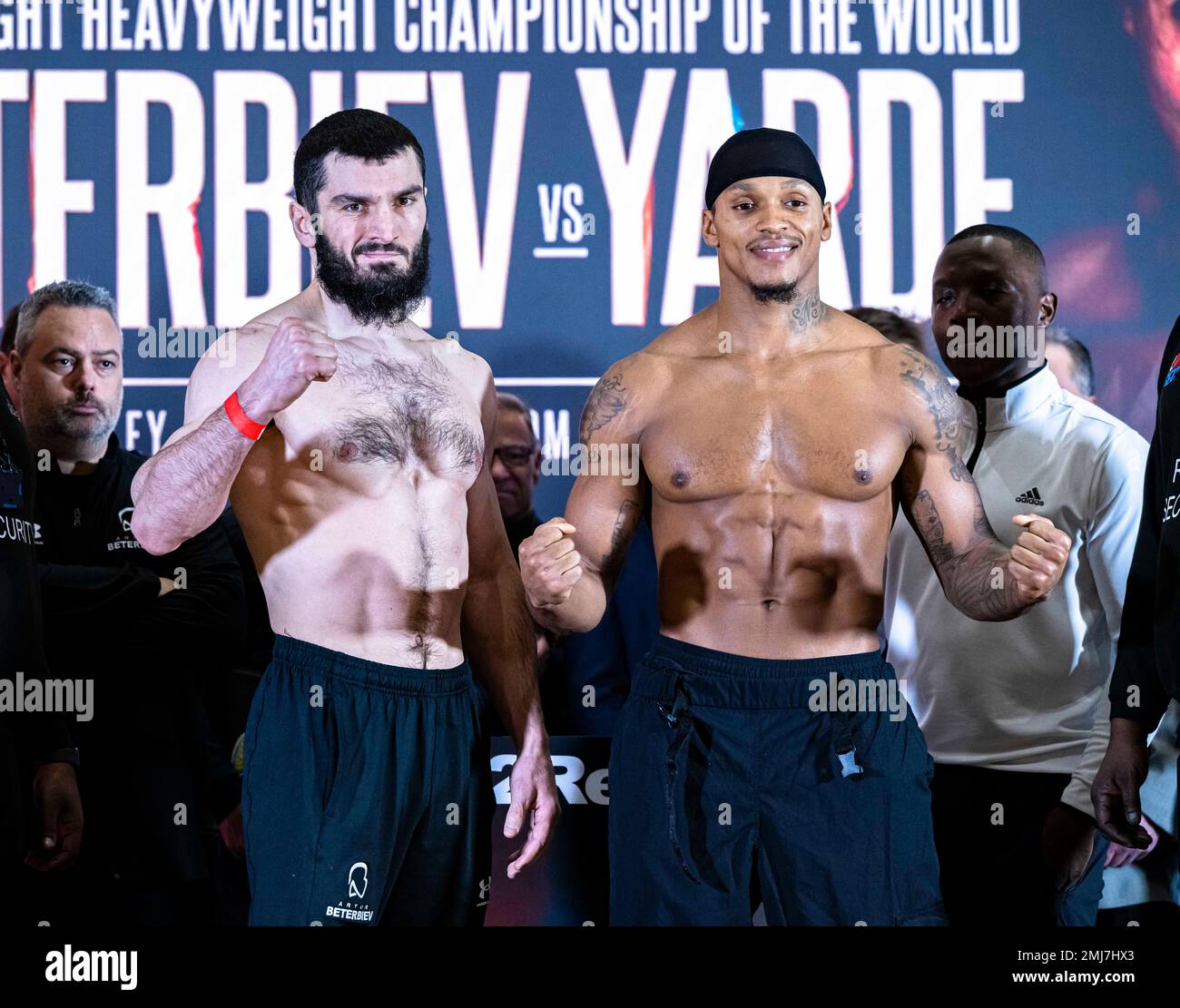 LONDON, UNITED KINGDOM. 27th Jan, 2023. Arthur Beterbiev (left) and ...