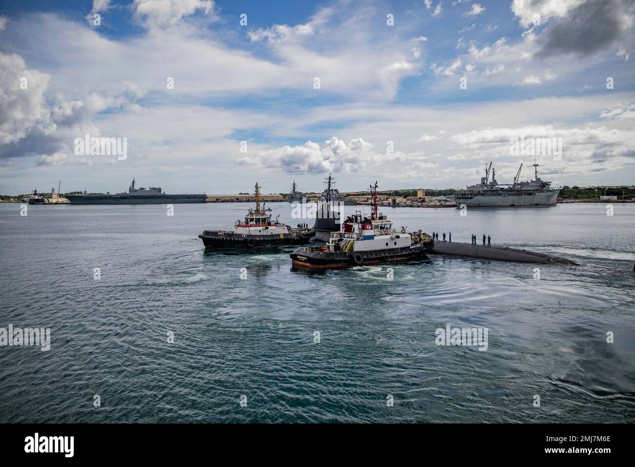 Nuclear powered fast attack submarine hi-res stock photography and ...