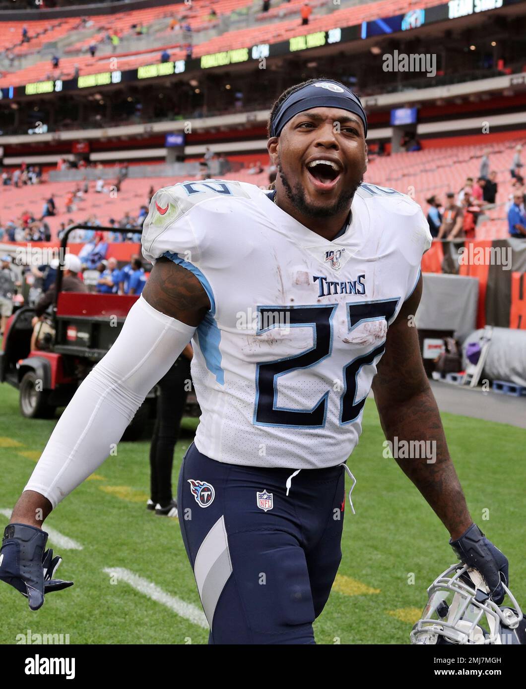 Tennessee Titans running back Derrick Henry celebrates after the Titans ...