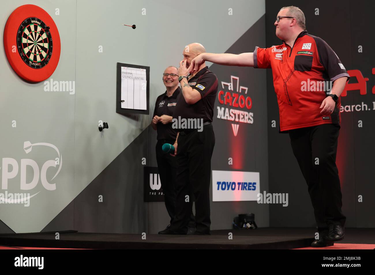 Marshall Arena, Milton Keynes, UK. 27th Jan, 2023. 2023 PDC Cazoo Masters Day 1; Stephen Bunting ...