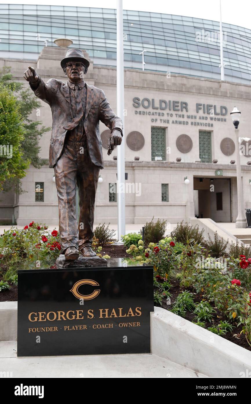 The newly dedicated statue of Chicago Bears founder George S. Halas ...