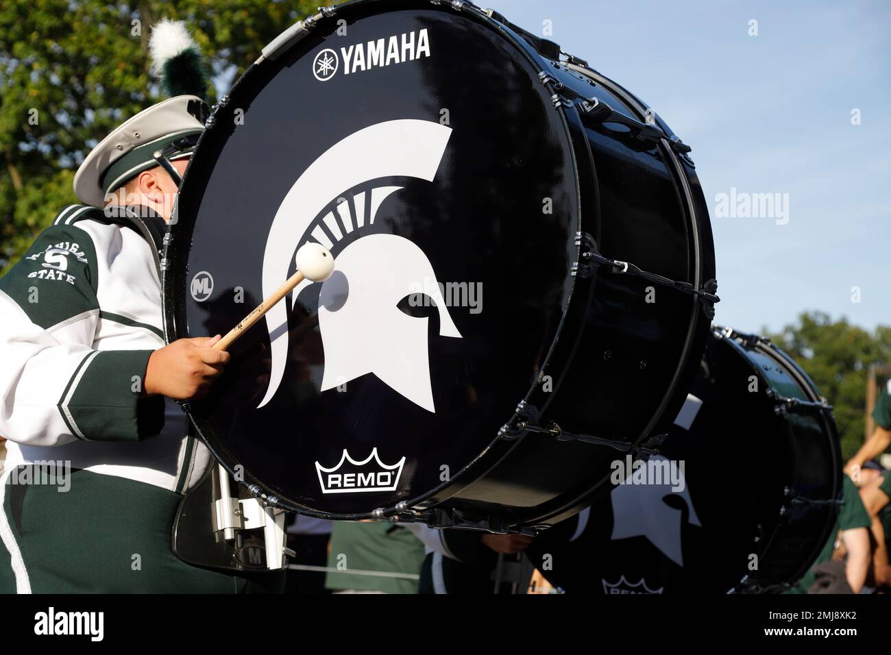 Spartan Marching Band members enter Spartan Stadium before the start of ...