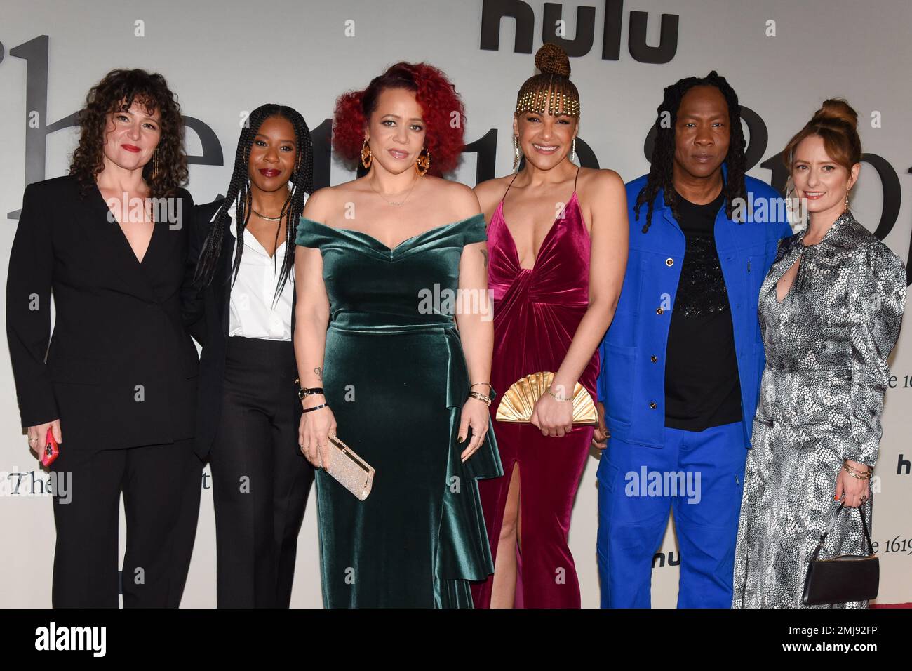 Los Angeles, California, USA. 26th Jan, 2023. (L-R) Caitlin Roper, Tara ...