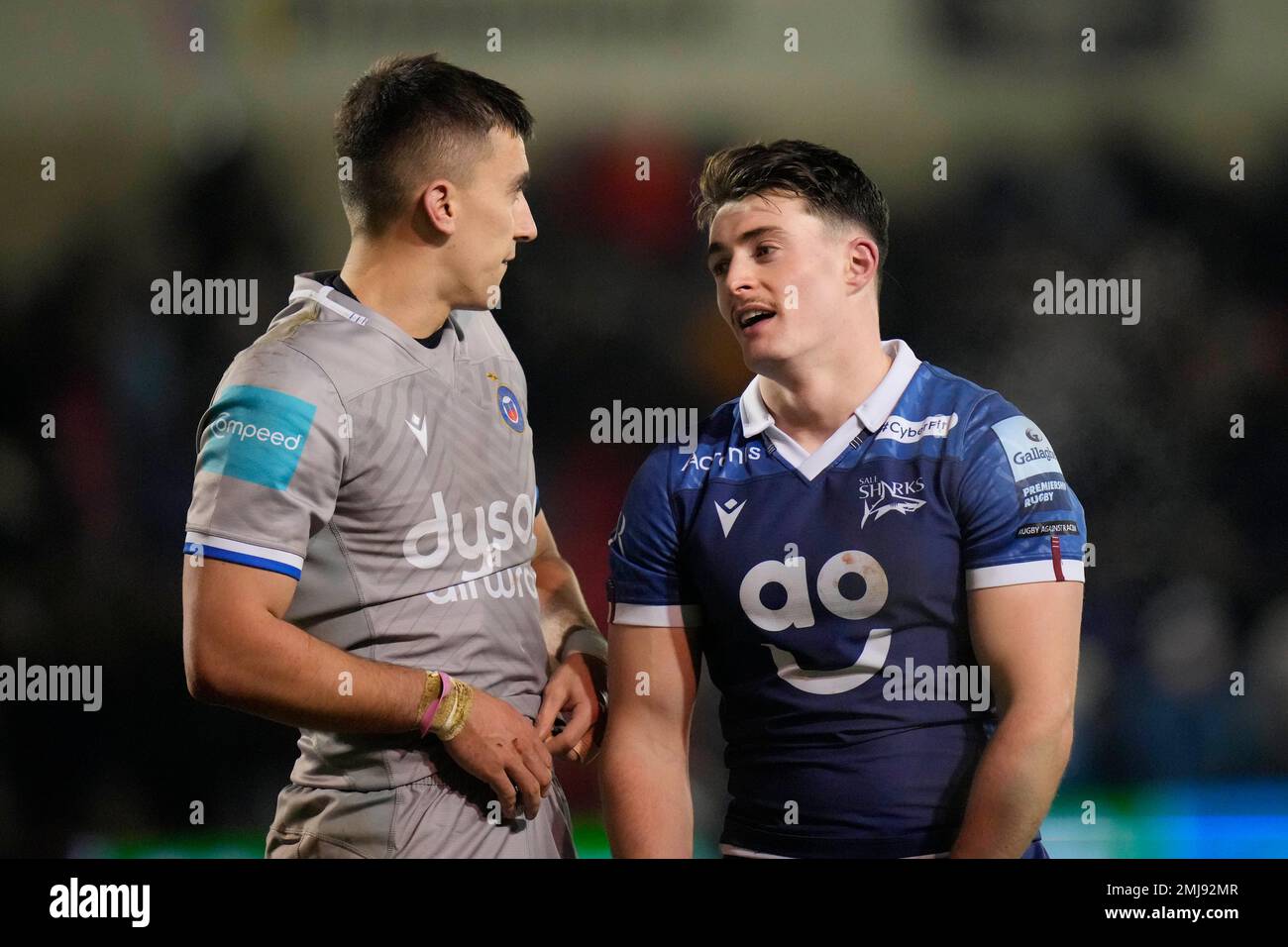 Cameron Redpath #22 of Bath Rugby speaks with former team mate Raffi ...