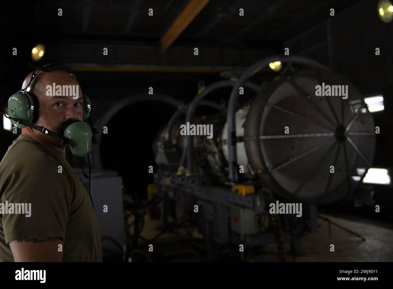 U.S. Air Force Staff Sgt. Wallace Winkler, 18th Component Maintenance ...