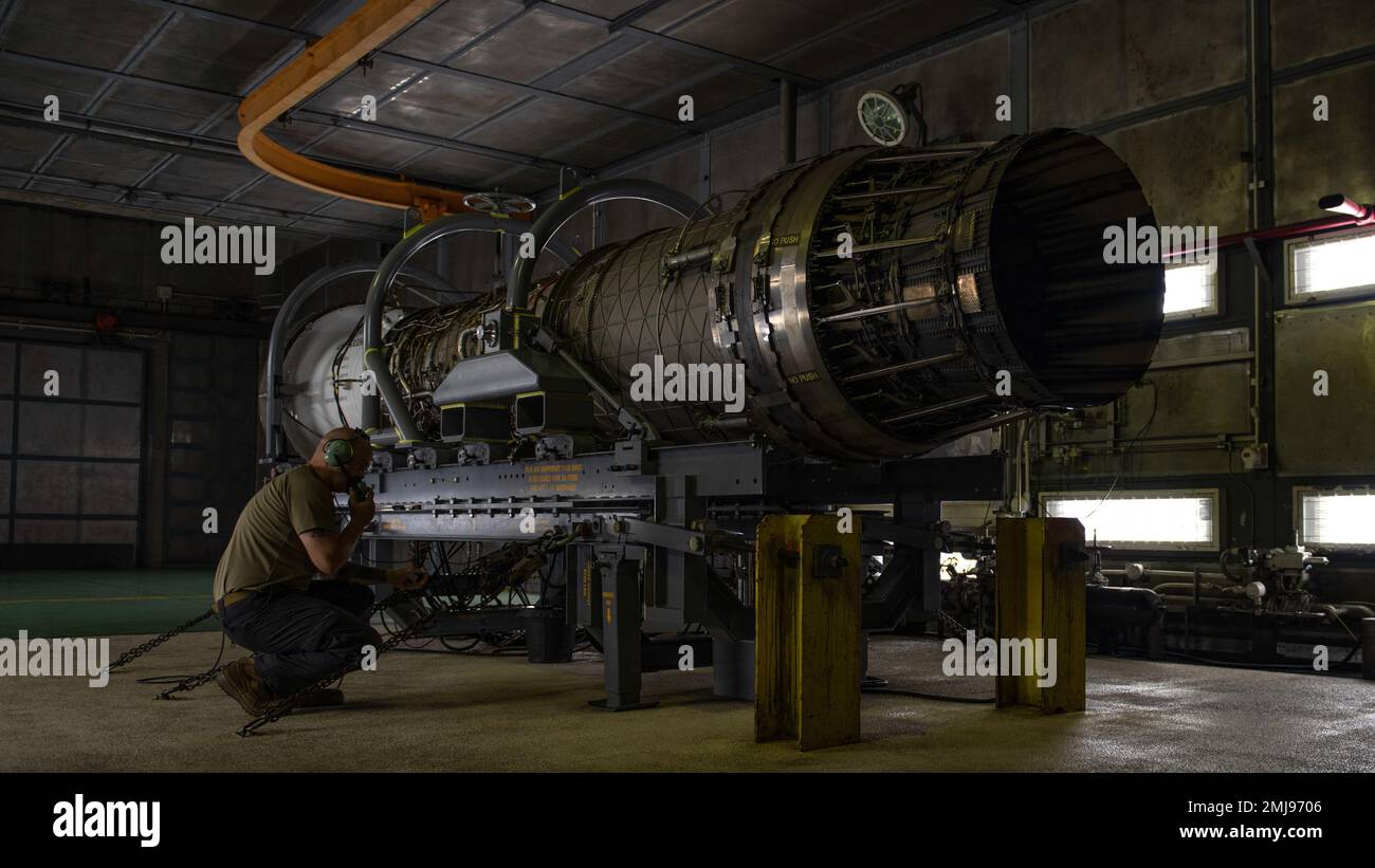 U.S. Air Force Staff Sgt. Wallace Winkler, 18th Component Maintenance ...