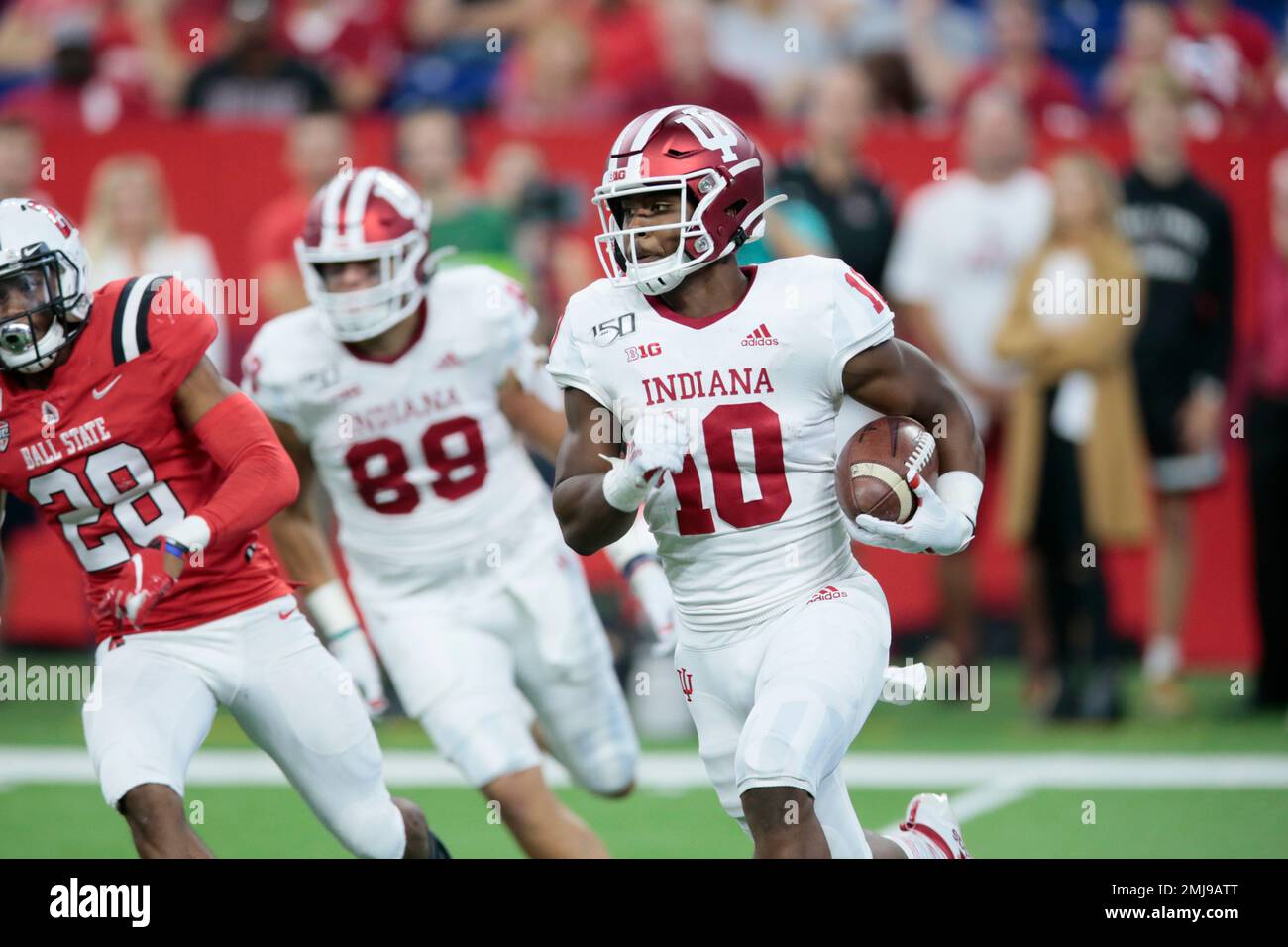 Indiana wide receiver David Ellis (10) in action as Indiana played Ball ...