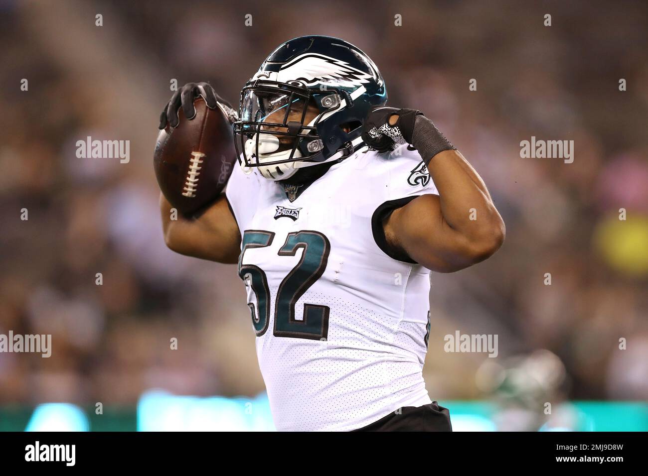 Philadelphia Eagles linebacker Chris Worley (52) reacts after a play during the second half of a ...