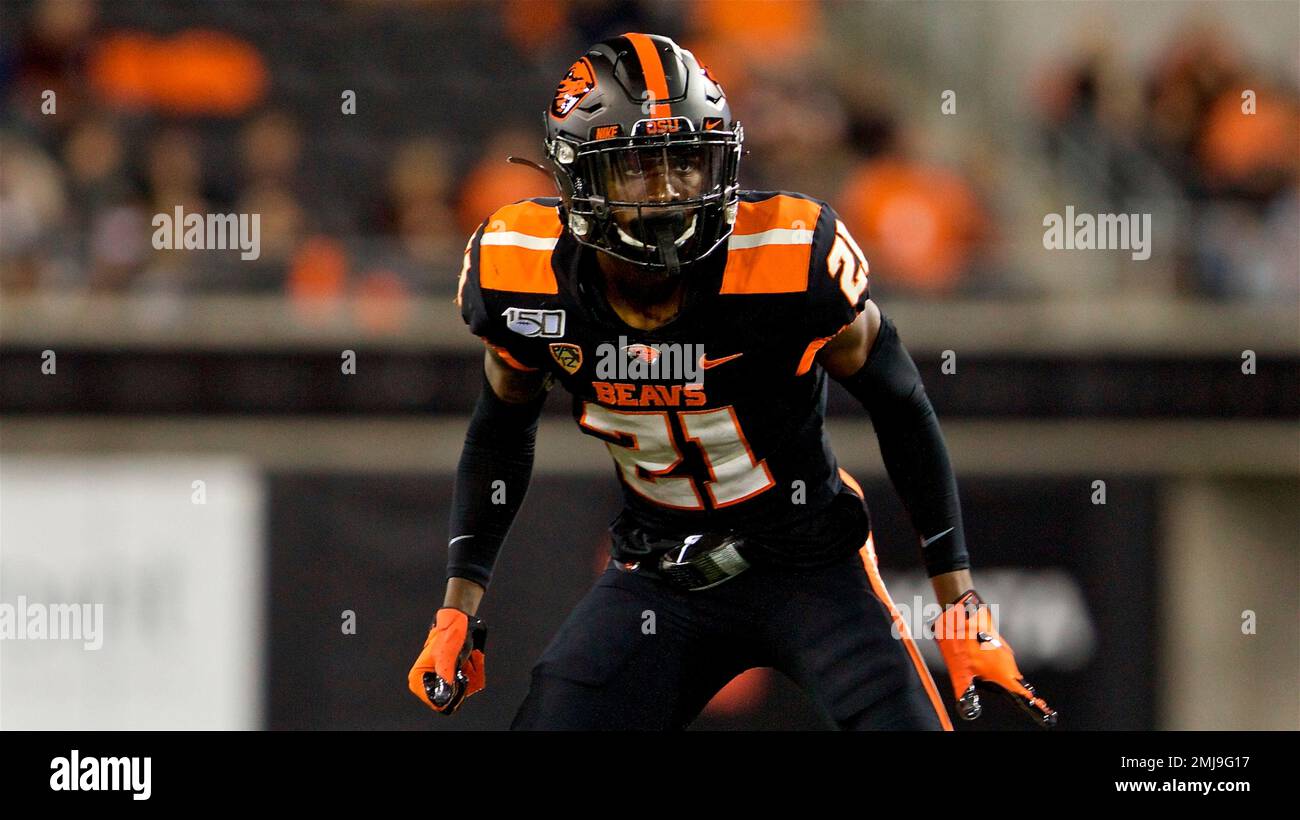 Oregon State Beavers defensive back Nahshon Wright during an NCAA ...