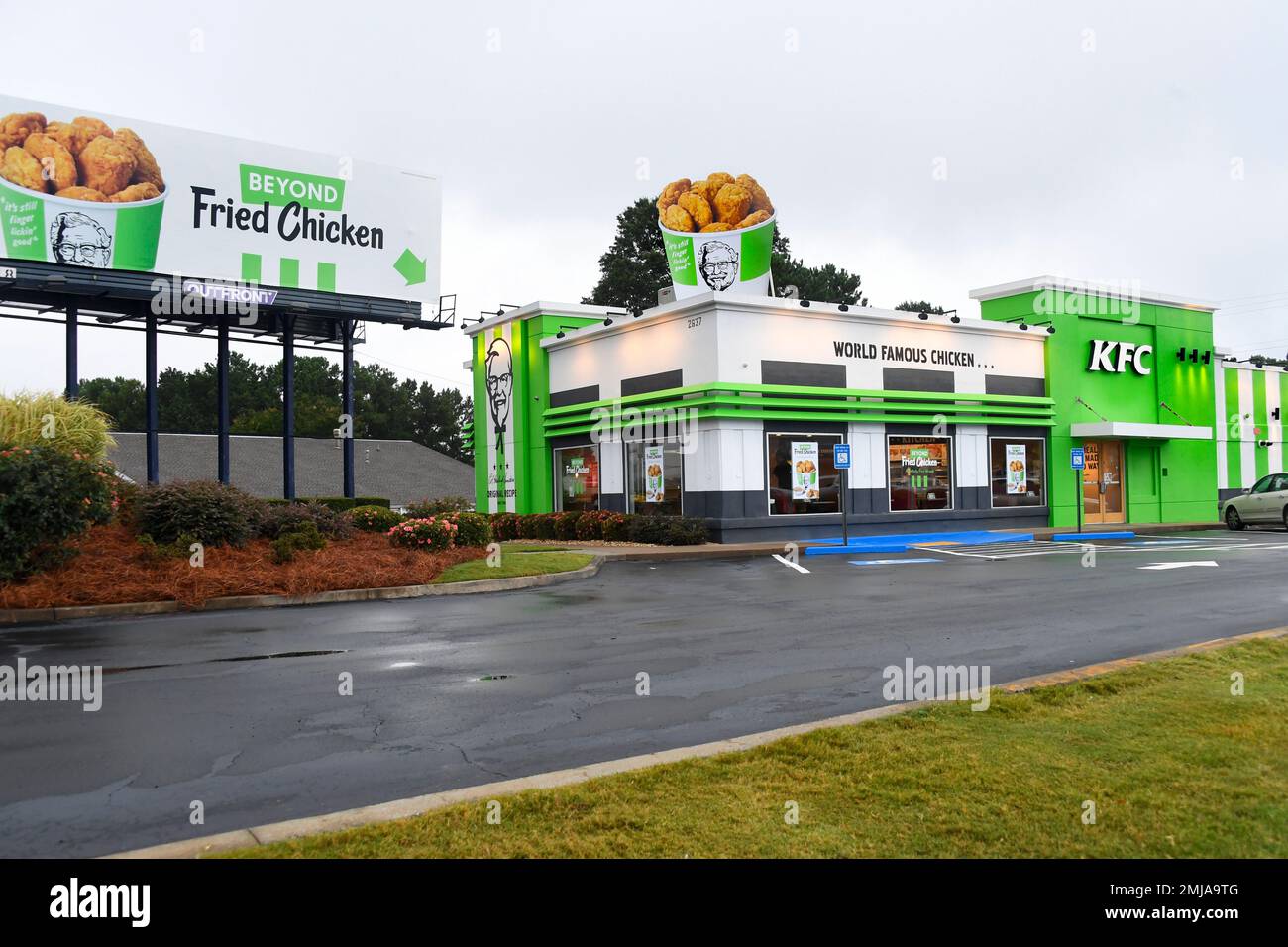 IMAGE DISTRIBUTED FOR BEYOND MEAT- KFC turns Atlanta restaurant green ...