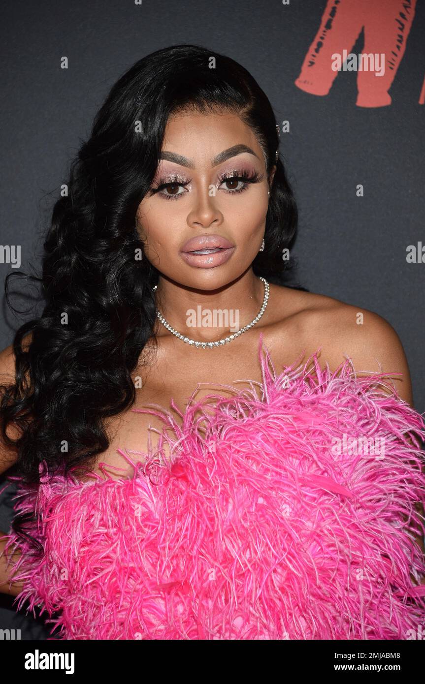 Blac Chyna arrives at the MTV Video Music Awards at the Prudential ...