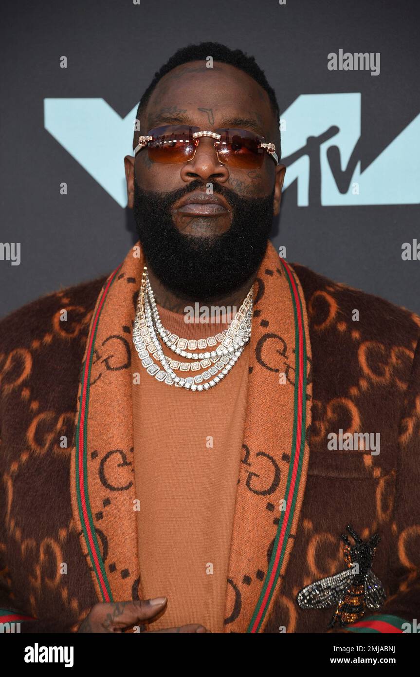 Rick Ross arrives at the MTV Video Music Awards at the Prudential ...