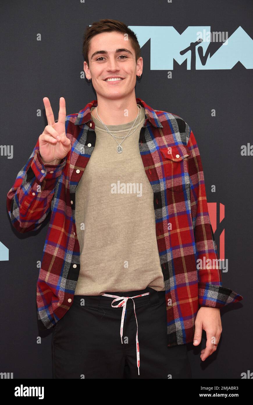 Sammy Wilk arrives at the MTV Video Music Awards at the Prudential ...