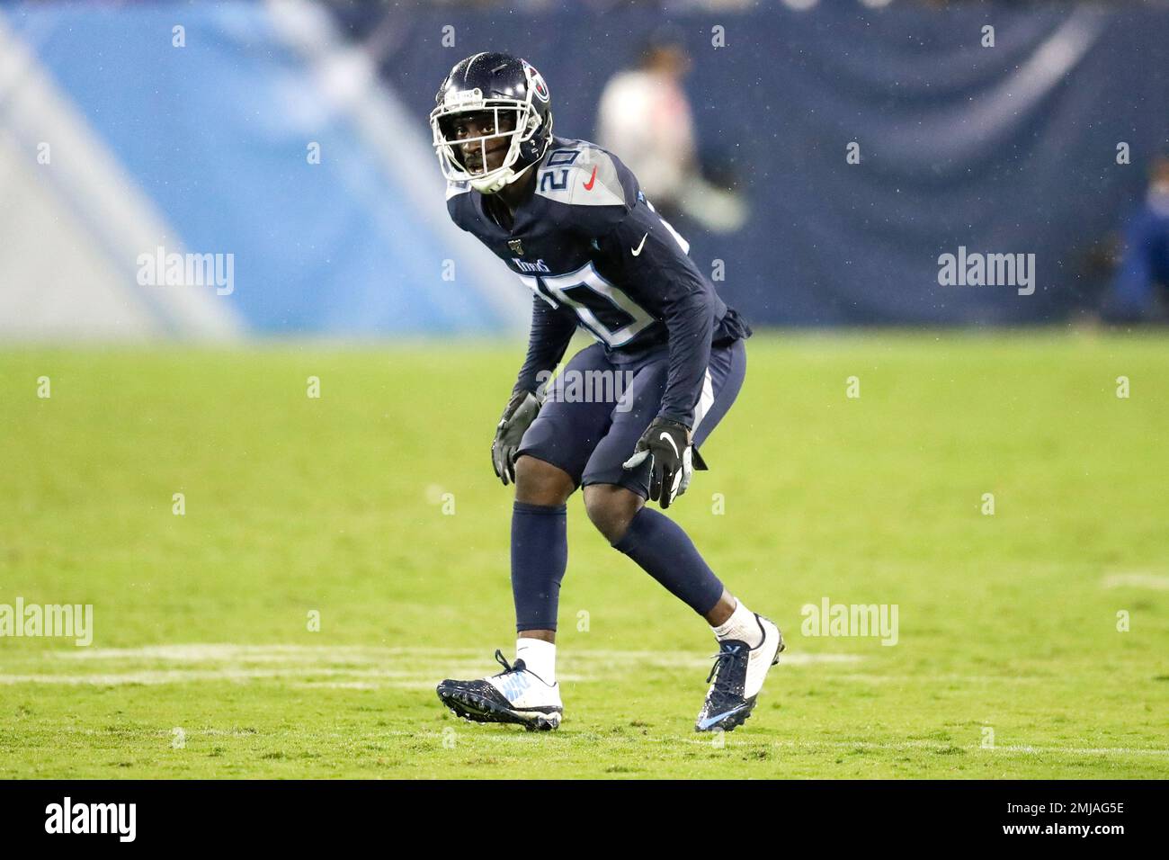 Tennessee Titans defensive back Kenneth Durden plays against the ...