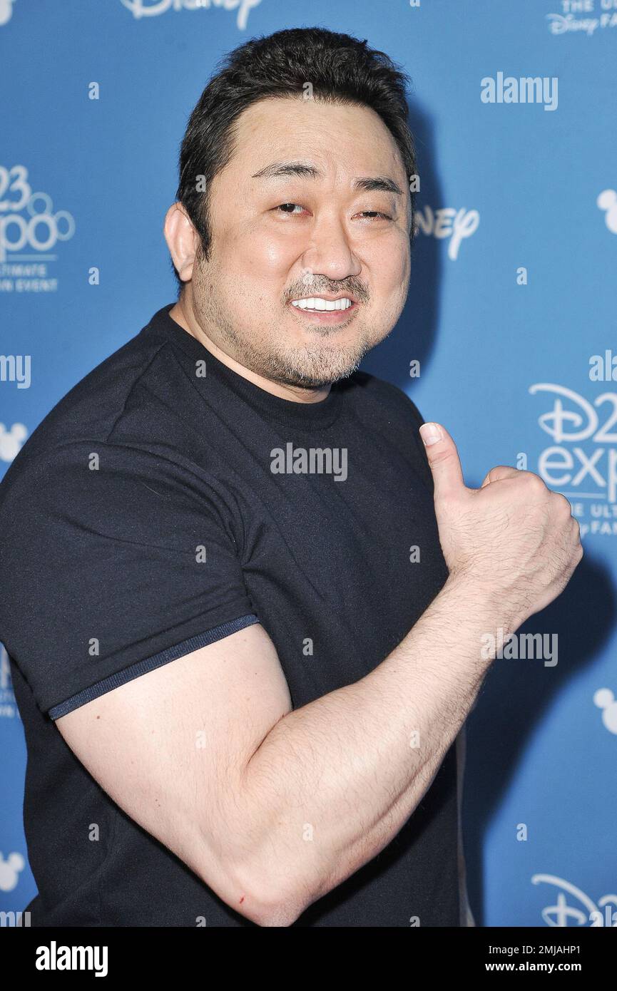 Don Lee attends "Go Behind the Scenes with the Walt Disney Studios ...