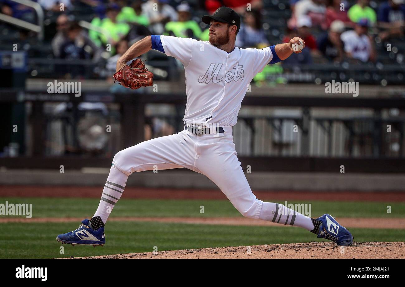 New York Mets pitcher Steven Matz throws during a baseball game against ...