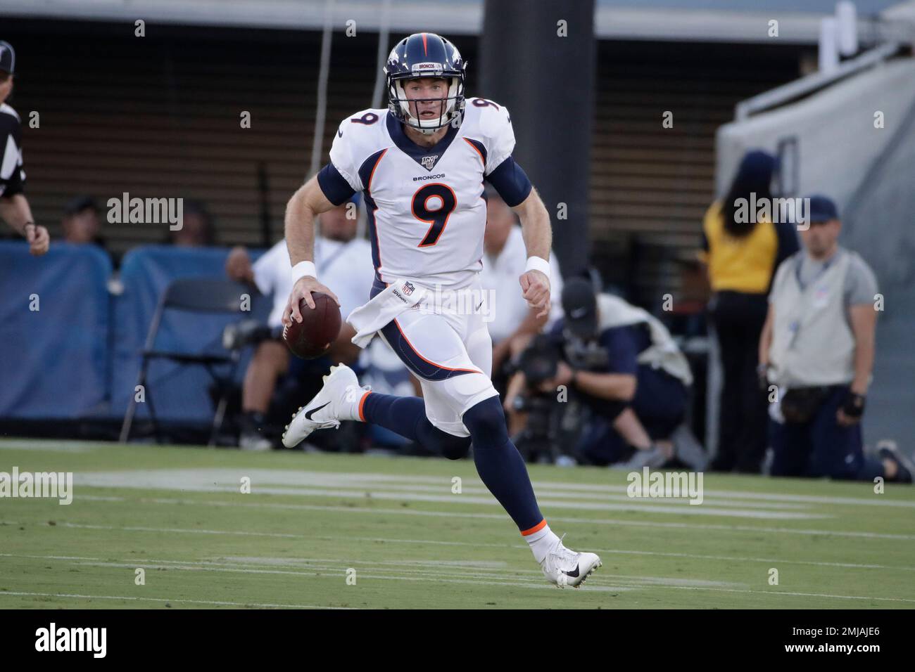 Denver Broncos quarterback Kevin Hogan (9) during an NFL preseason ...