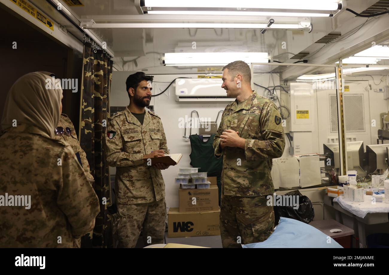 Kuwait Army doctors, Lt. Col. Hussain Al-Saraf, Sgt. Maj. Mona Mubarak ...