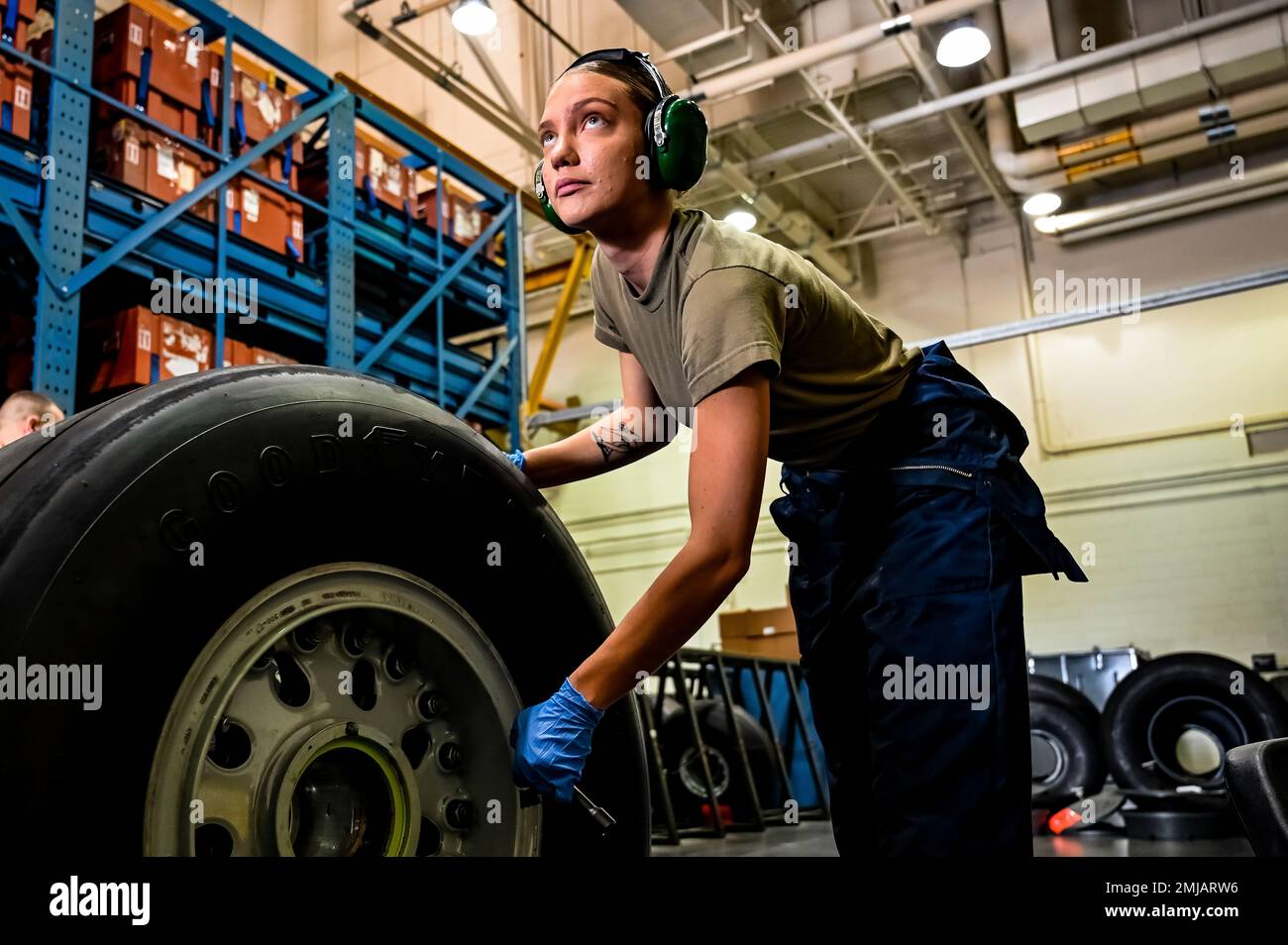 305 maintenance squadron hi-res stock photography and images - Alamy