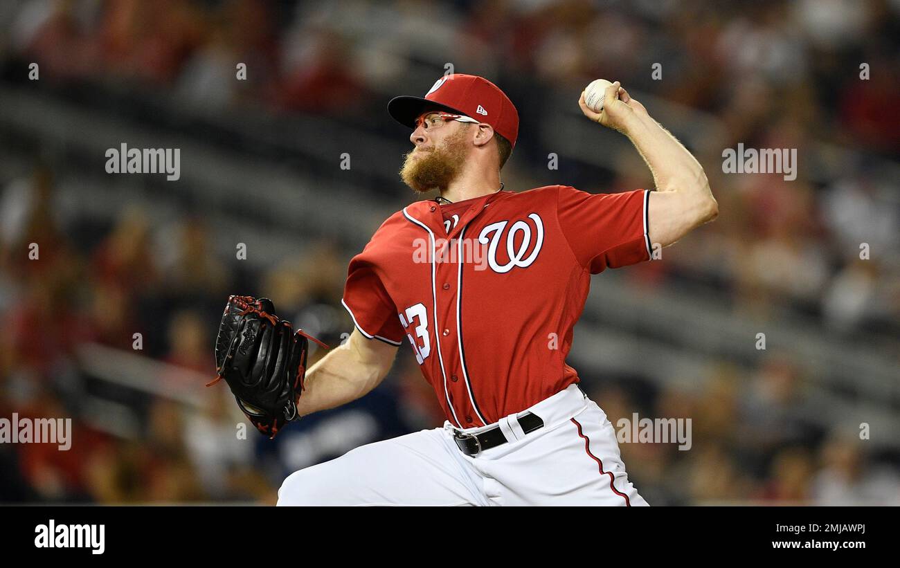 Washington Nationals relief pitcher Sean Doolittle delivers a pitch ...