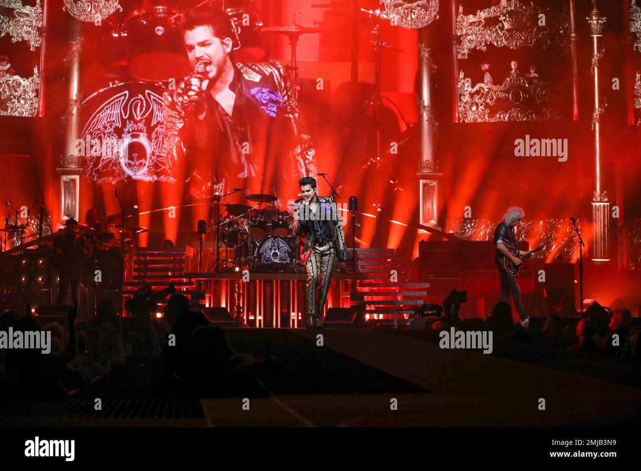 Brian May, Roger Taylor, Adam Lambert and Spike Edney with Queen + Adam ...