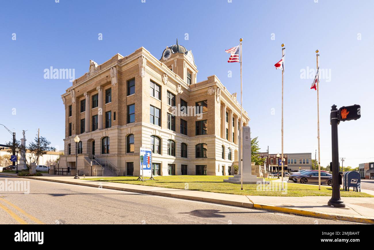 Gainesville, Texas, USA - October 19, 2022: The Cooke County Courthouse ...