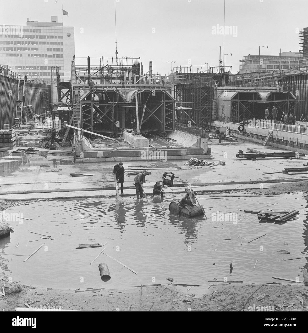 Metro construction in rotterdam hi-res stock photography and images - Alamy