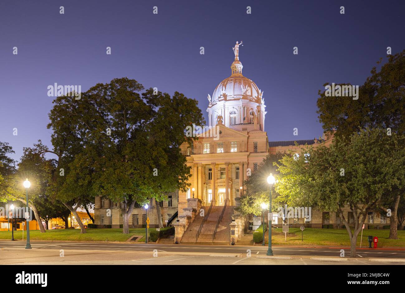 Waco, Texas, USA - October 19, 2022: The McLennan County Courthouse ...