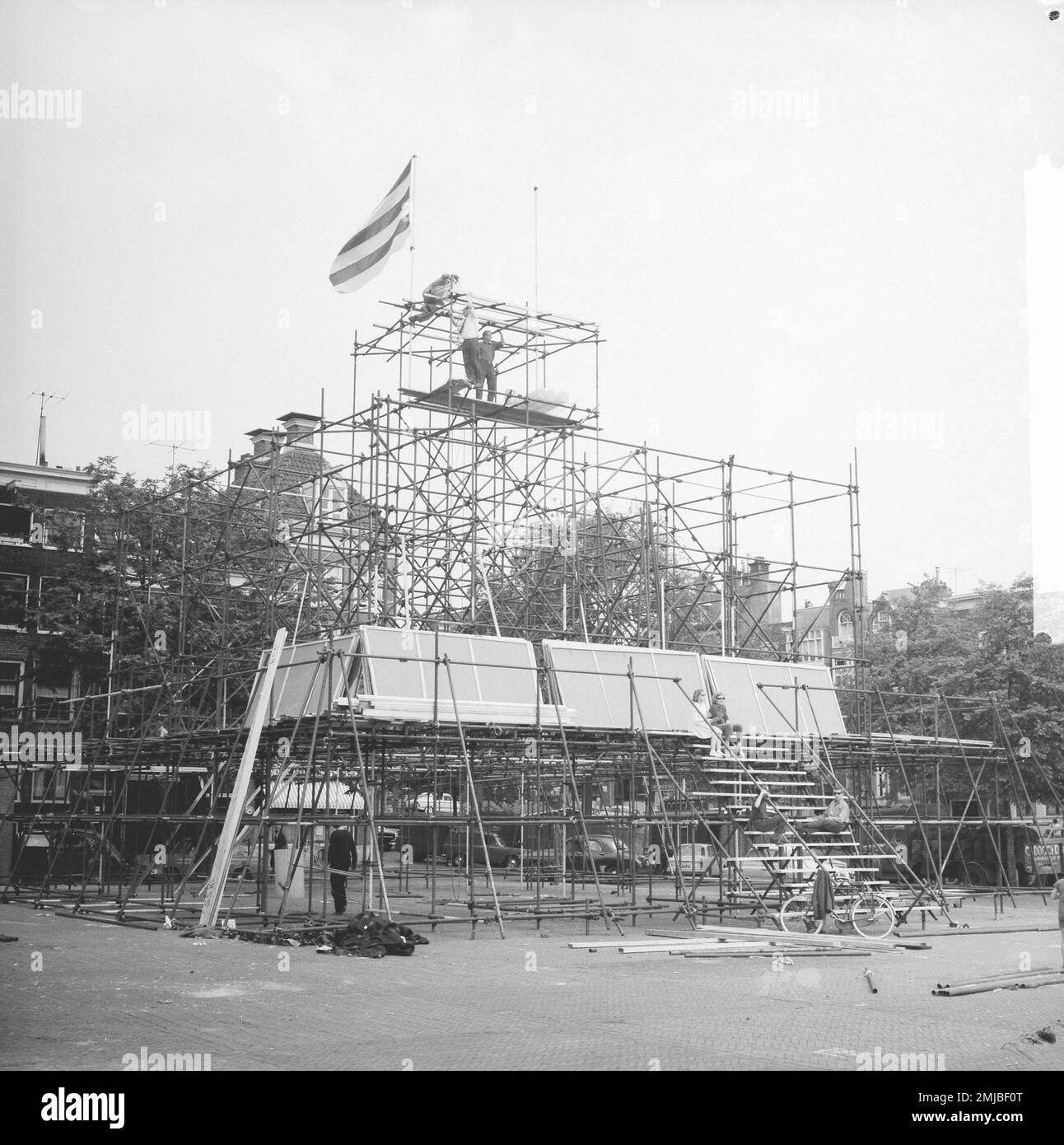 Netherlands History: Lustrum parties ASC students are building a ...