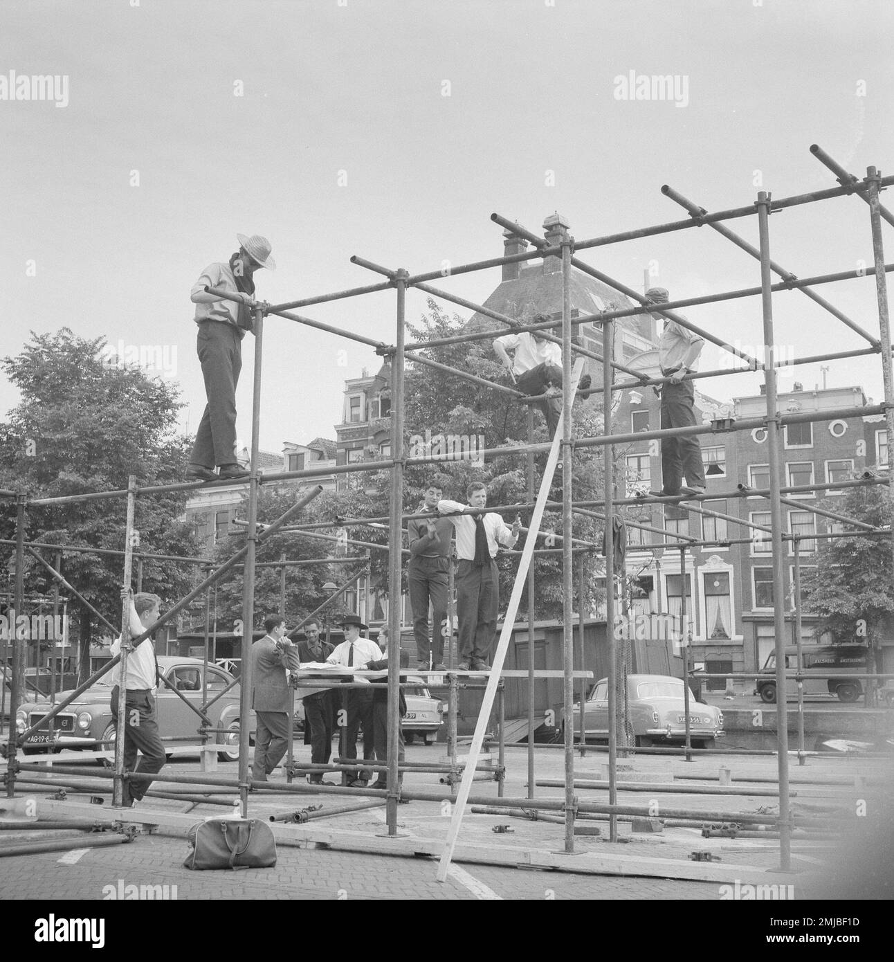 Netherlands History: Lustrum parties ASC students are building a ...