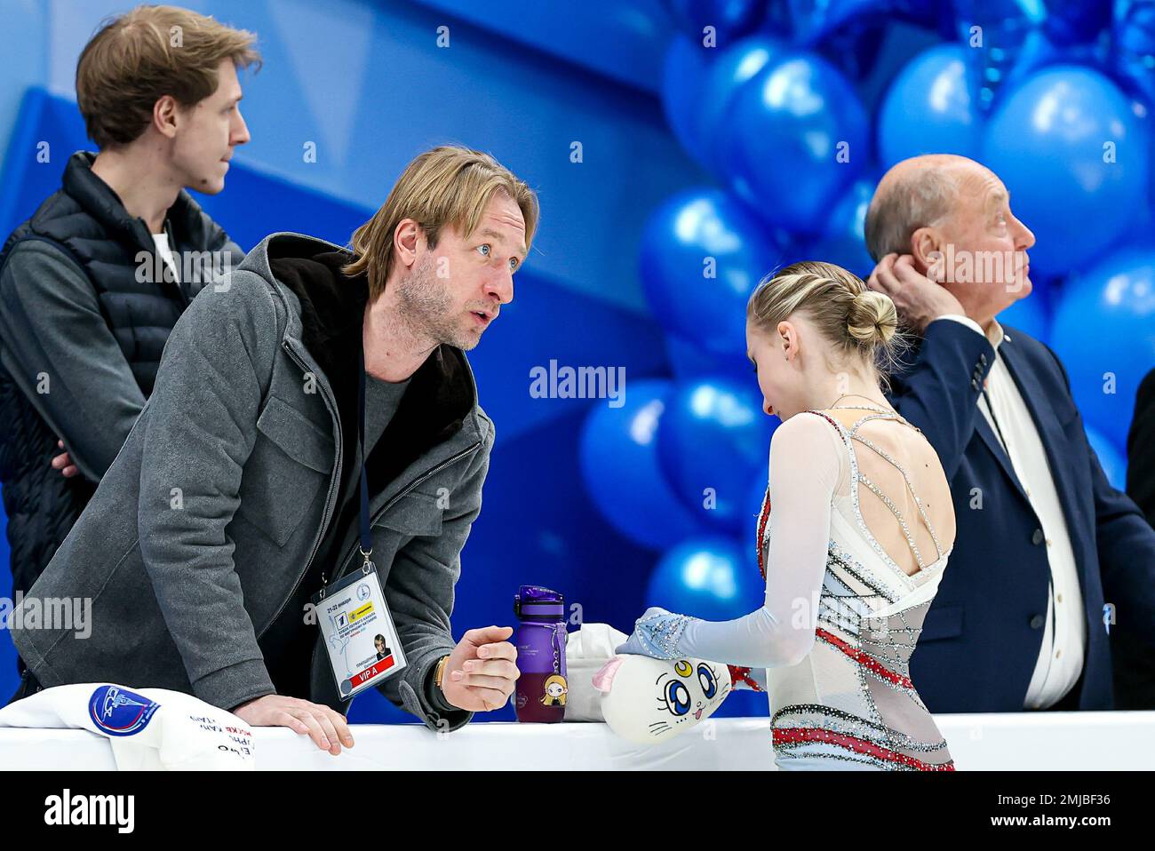 USSIA, MOSCOW - JANUARY 22, 2023: Athlete Sofya Muravyova and Evgeni Plushenko performs her free ...