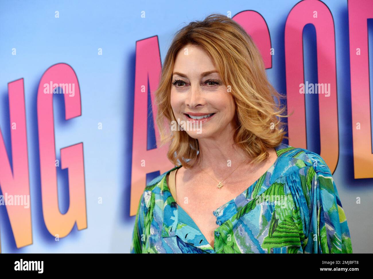 Sharon Lawrence, a cast member in the Showtime series "On Becoming a ...