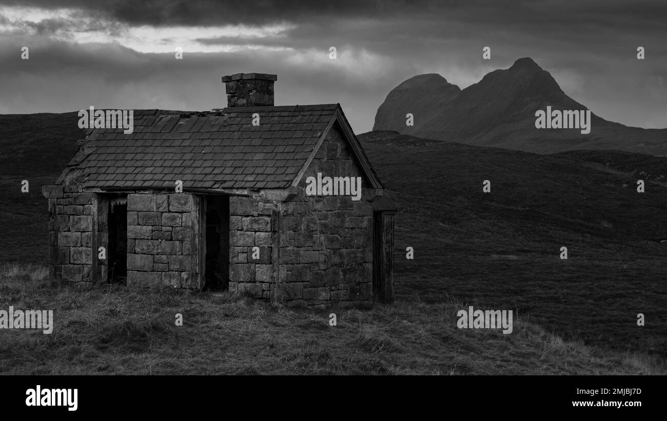 Scottish bothy Black and White Stock Photos & Images - Alamy