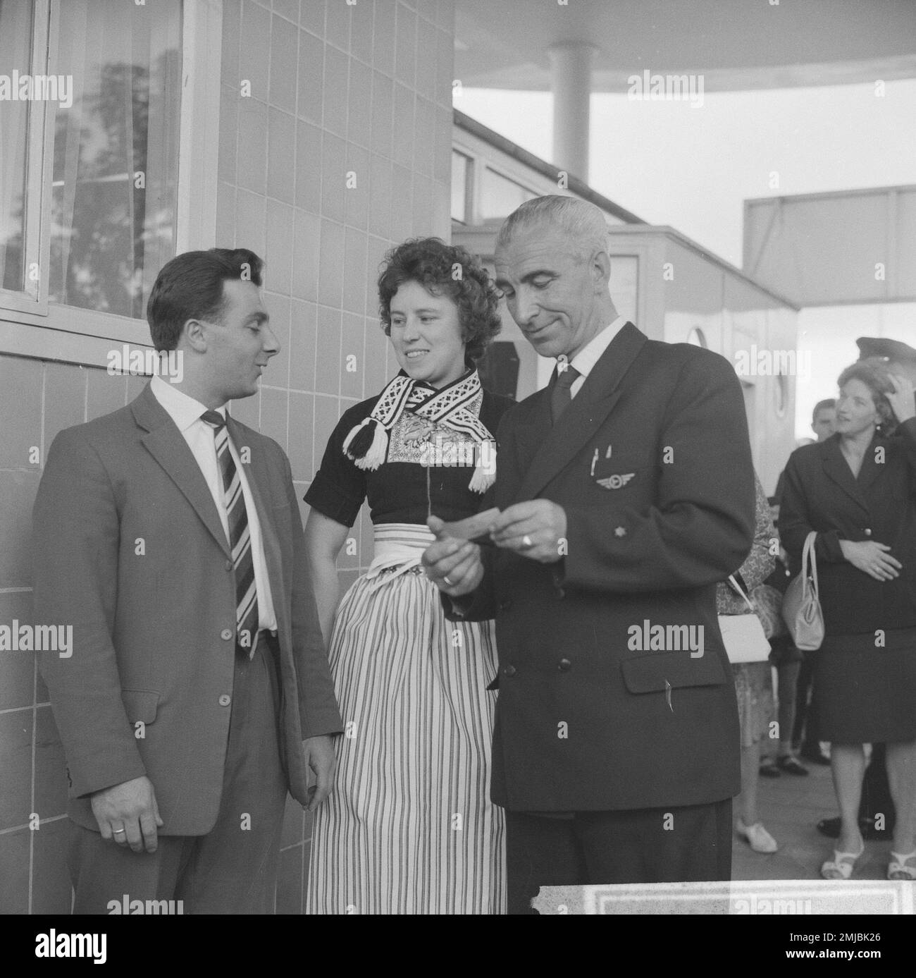 Netherlands History: Netherlands History: 1,000,000th visitor at ...