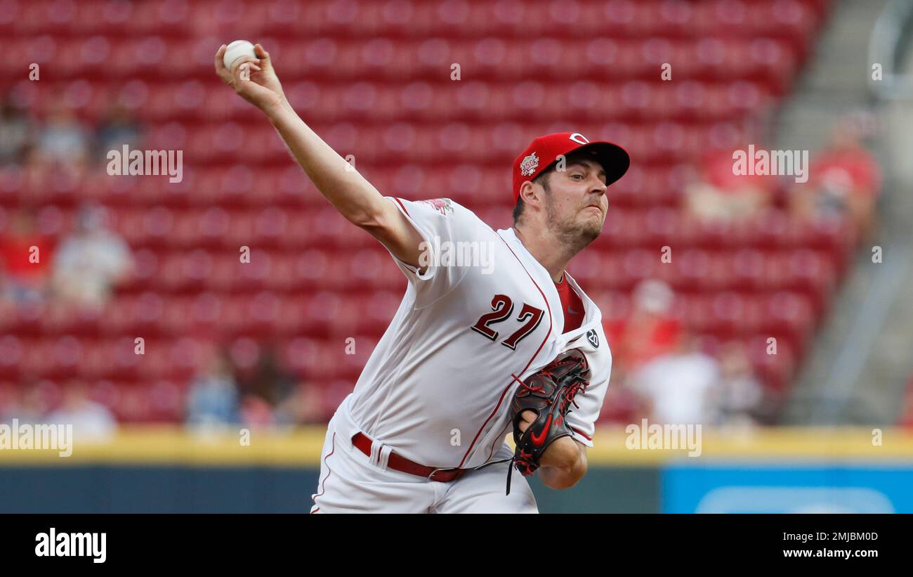 Cincinnati Reds starting pitcher Trevor Bauer throws in the first ...