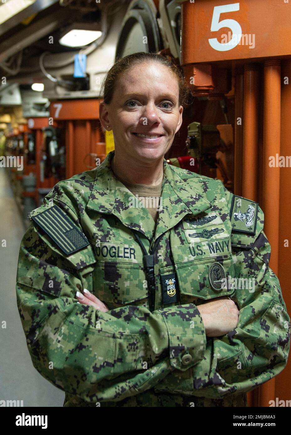220826-N-ED185-1020 NAVAL BASE KITSAP – BREMERTON, Wash. (Aug. 26, 2022 ...