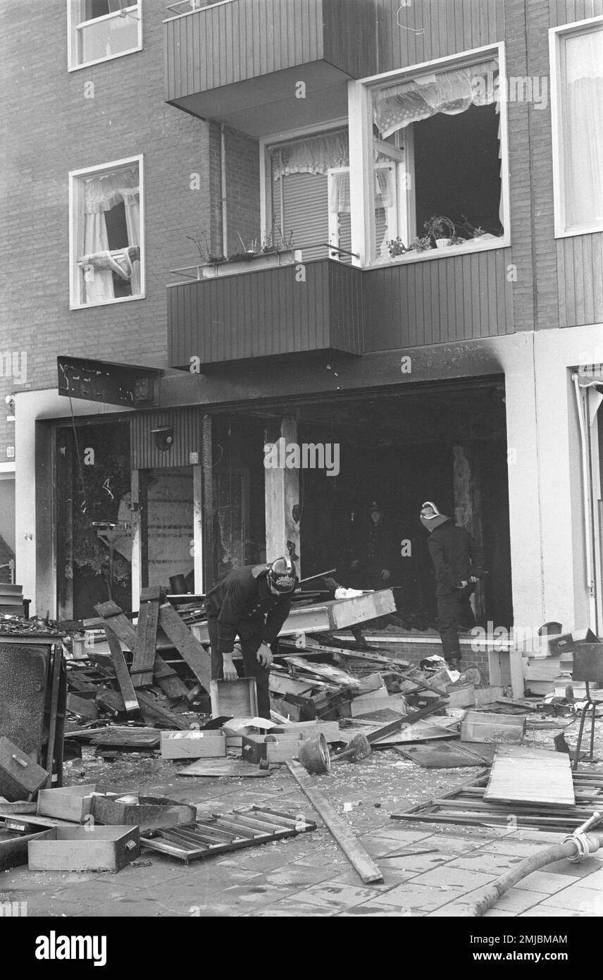 Netherlands History: Explosion at the Johan Huizingalaan in Amsterdam ...