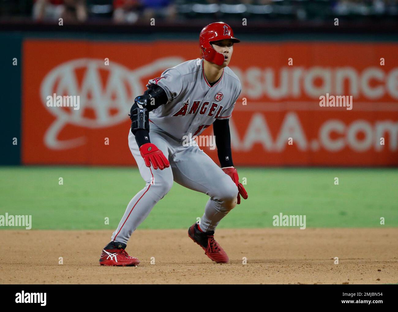 Los Angeles Angels' Shohei Ohtani takes a lead off second base during a ...