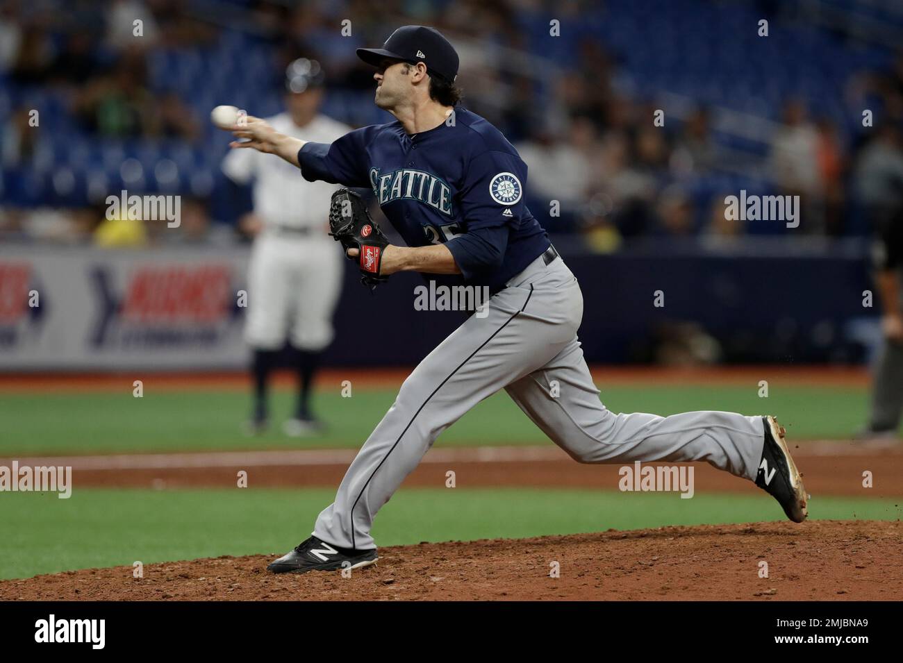 Seattle Mariners relief pitcher Cory Gearrin delivers to the Tampa Bay ...