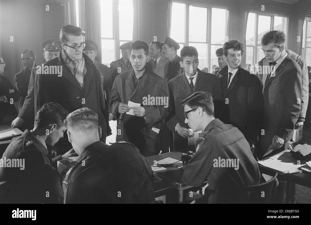 Dutch singing duo hi-res stock photography and images - Alamy