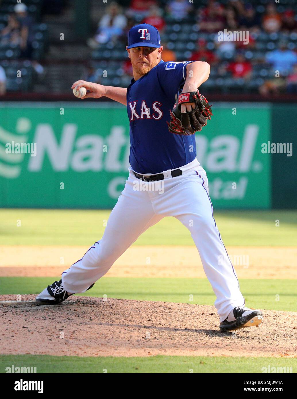 Texas Rangers relief pitcher David Carpenter (49) works the ninth ...