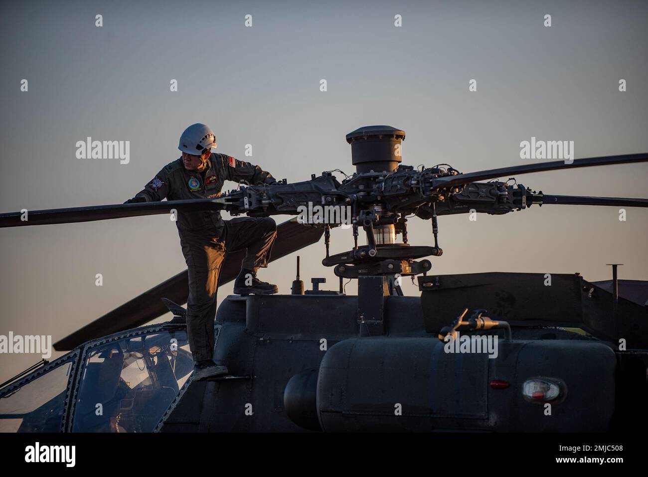 Service members from the Peace Vanguard Republic of Singapore Air Force ...